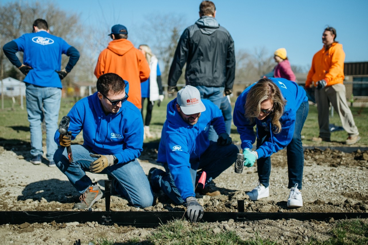 3 Ways Employees Broke Ford Records During National Volunteer Week